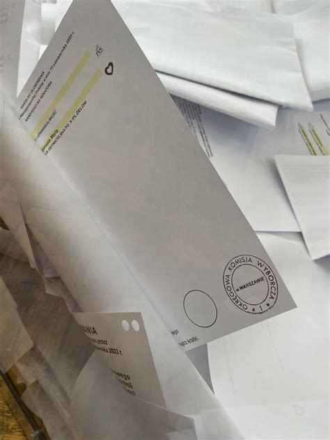 Uwaga Możliwe fałszerstwo wyborcze zwracaj uwagę na pieczątki Joe
