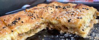 Pırasalı Kıymalı Börek Nefis Yemek Tarifleri 11593371