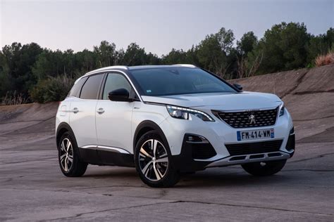 Photo Peugeot 3008 II GT HYbrid Blanc Nacré Essais presse 202
