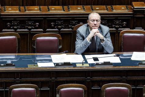 La Scuola Come Luogo Di Pena Svolta Securitaria Sul Voto In Condotta
