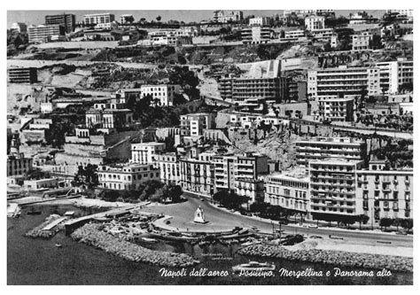 Napoli Napoli Dall Alto Mergellina E Posillipo In Primo Piano