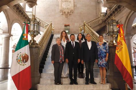 La canciller Alicia Bárcena participa en el homenaje del 85 aniversario