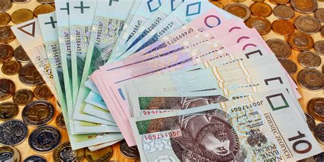 Płaca minimalna w 2023 roku Będą dwie podwyżki Znamy kwotę