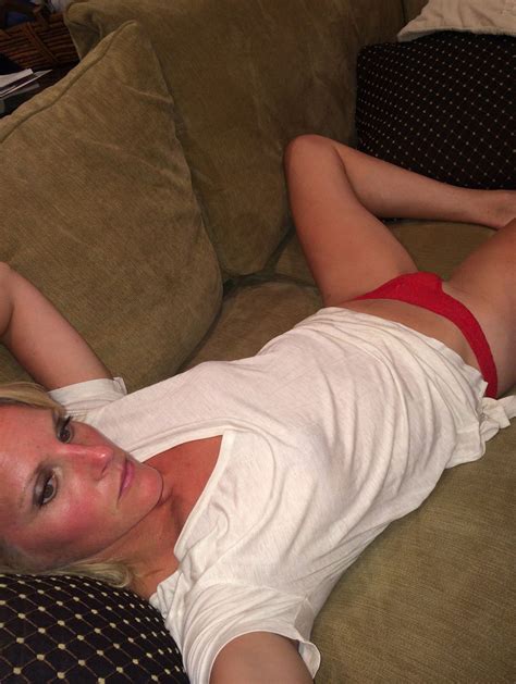 Trenni Kusnierek Nude Sports Reporter NBC Sports Boston 11 Leaked
