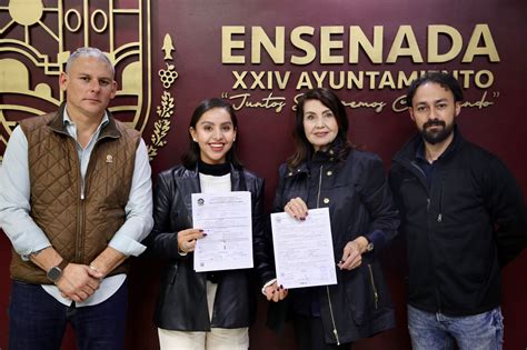 EnsenadaHoy Entrega Gobierno De Ensenada Licencia De Obra Para