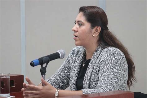Currículums de aspirantes inscritos en el proceso de designación de