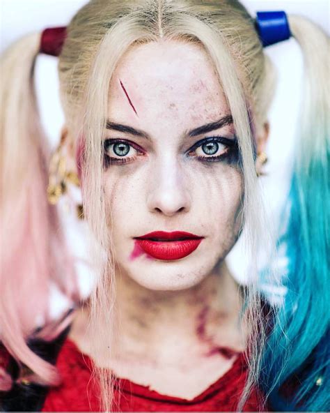 Margot Robbie Harley Quinn Wallpaper 1080x1920 Margot Robbie As