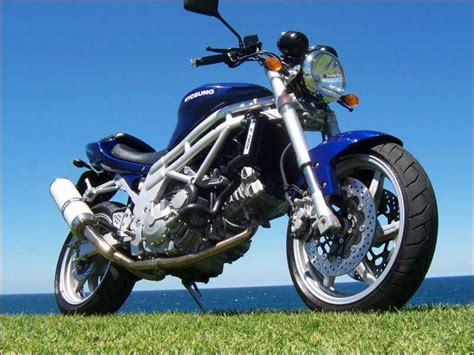 Hyosung Hyosung GT 650 Naked GT 650 Comet Moto ZombDrive