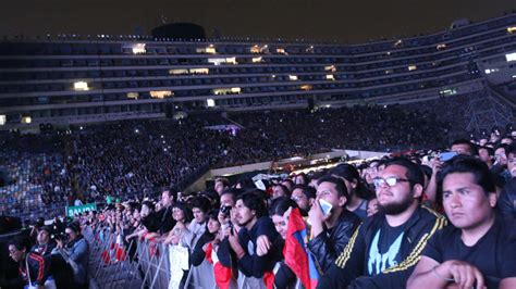 Roger Waters En Lima Un Viaje Sensorial Con El Rock De Pink Floyd