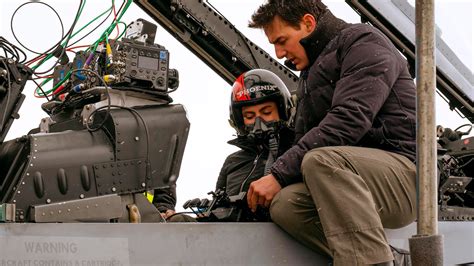 Top Gun Maverick 11 guiños al clásico de los 80 de Tom Cruise