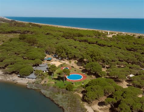 Los 5 mejores campings en Andalucía con playa