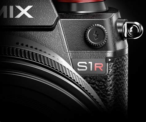 Panasonic Announces New Line Of Lumix S Full Frame Mirrorless Cameras