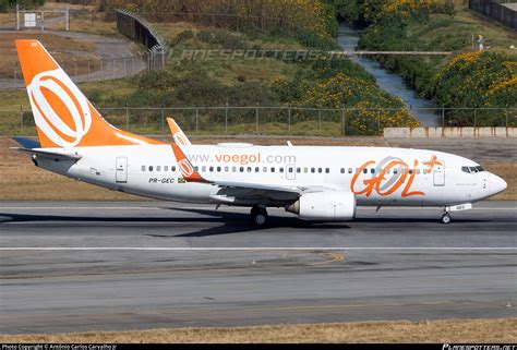 PR GEC GOL Transportes Aéreos Boeing 737 7EH WL Photo by Antônio