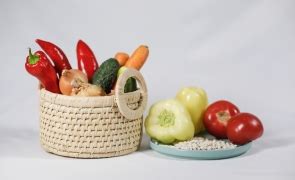 Peste un sfert dintre români nu mănâncă zilnic legume potrivit unui