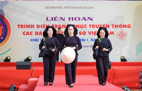Bắc Giang đạt 3 giải tại liên hoan trình diễn trang phục truyền thống