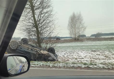 Wypadek na DK 65 Zderzyły się dwie osobówki Gazeta Współczesna