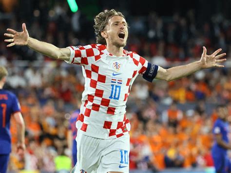 Luka Modric renueva un año más con Real Madrid