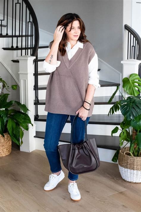 Ways To Style A Sweater Vest Styledahlia