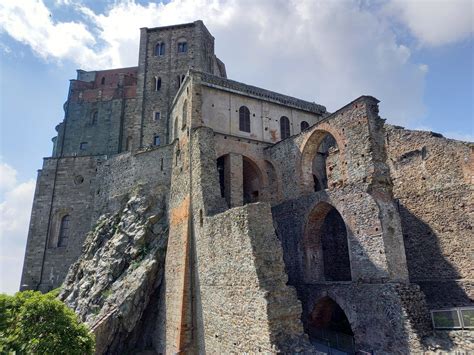 La Sacra Di San Michele Monumento Simbolo Del Piemonte