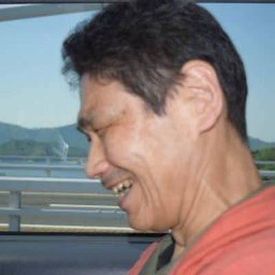 こばでーるちょいちょいおちち部長 筋トレ on Twitter 皆様おばんです朝から現場作業員からの肩お腹終わりジムでガチビルダー的