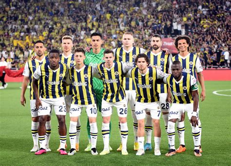 Fenerbah E Yeni Sezon Formalar Tan T Ld I Te Sezonunda Sar