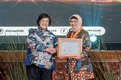Pemkab Terima Penghargaan ProKlim 2023 Pj Bupati Lumajang Harapkan