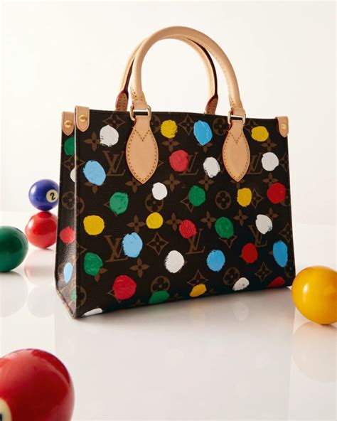 La Artista Japonesa Yayoi Kusama Se Une A Louis Vuitton Una