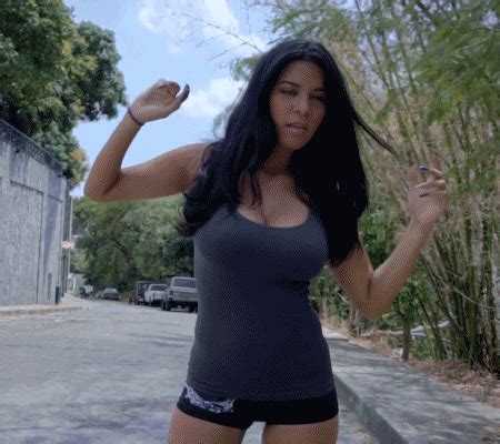 Big Bouncy Boobs Bikini Dance Tease Porn F Xhamster Xhamster