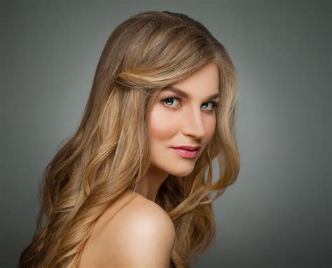 20 Meest Flatterende Kapsels Voor Vrouwen Boven De 40 Dutch Hairshop