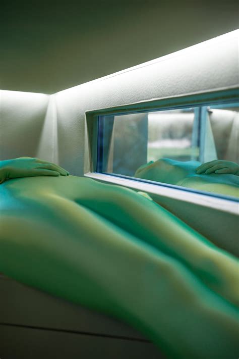 Van Eijk And Van Der Lubbes Mirrored Concept Car Provides Unobstructed Views From Inside