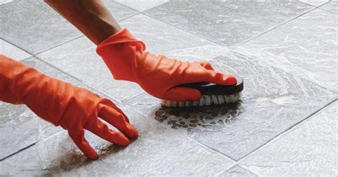 Lastuce Pour Nettoyer Les Joints Noirs Du Carrelage