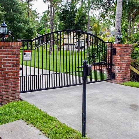 15 Best Steel Gate Designs For Home With Pictures Driveway Gate