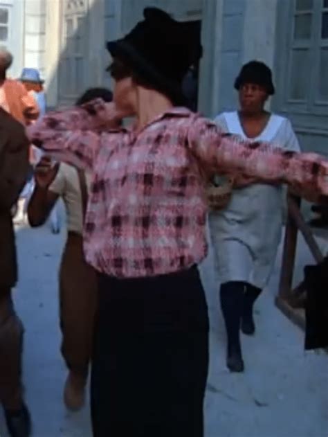 O Cravo E A Rosa Catarina Larga Petruchio E Foge Da Fazenda Outro