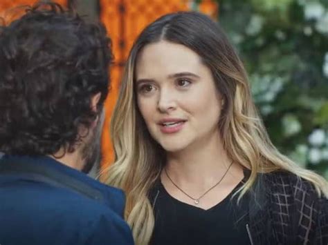 Electra parte para cima de Luca e o agride em Família É Tudo
