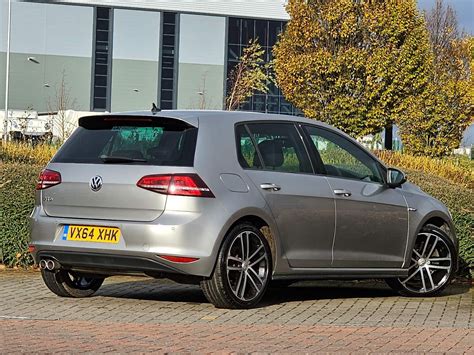 Used Volkswagen Golf 2 0 TDI BlueMotion Tech GTD Euro 6 S S 5dr 2014