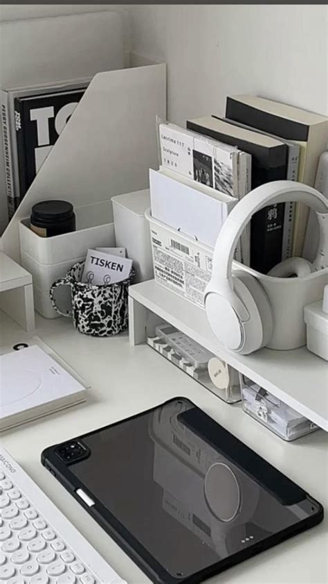 30 Aesthetic Desk Ideas For Your Workspace Artofit