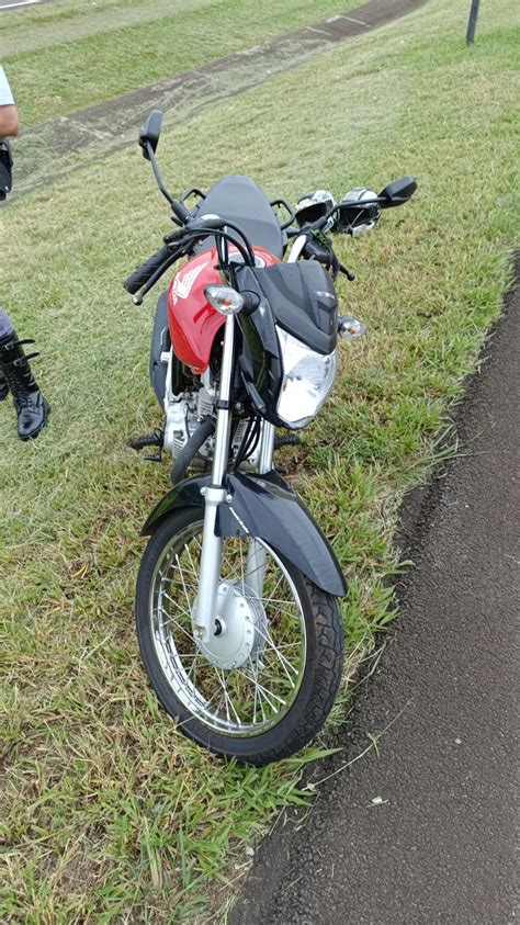Pneu De Moto Estoura E Casal Fica Ferido Na SP 310 Comando VP