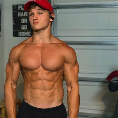 The Beauty Of Male Muscle Kaden