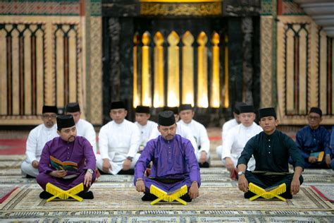 Berangkat Ke Majlis Khatam Al Quran 40 Kali Sempena HK 40 Media
