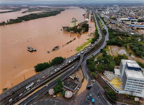 Sobe para 37 o número de mortos no Rio Grande do Sul