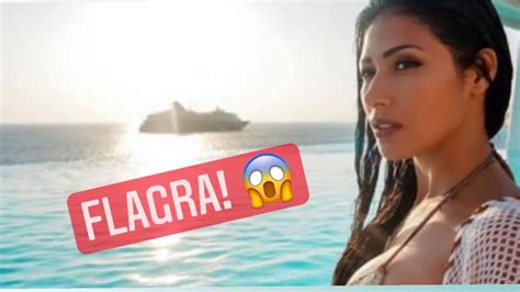 Simaria Simone E Simaria Flagrada De Topless Em Praia Da Espanha