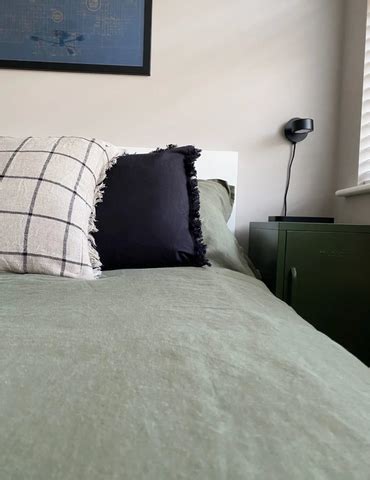 Top Two Colour Combinations For Bedroom Walls 2022 COAT Paints
