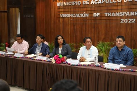 Recibe Gobierno de Abelina López Rodríguez reconocimiento por alto