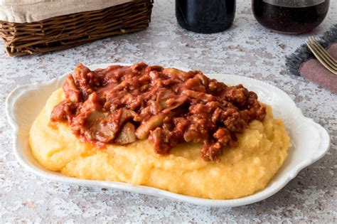 Ricetta Polenta Con Salsiccia E Funghi