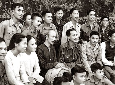 Nâng cao hiệu quả hoạt động thanh niên theo tư tưởng Hồ Chí Minh