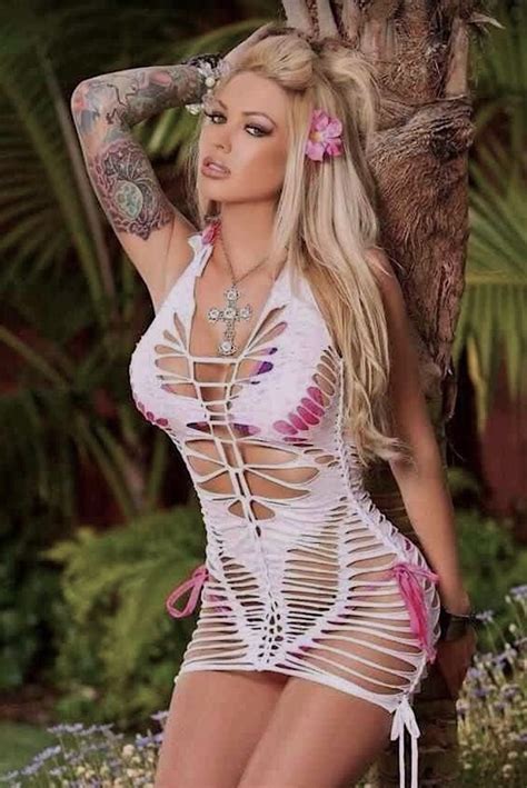 Donne Calde Pi Voluttuose In Bikini Foto Erotiche E Porno
