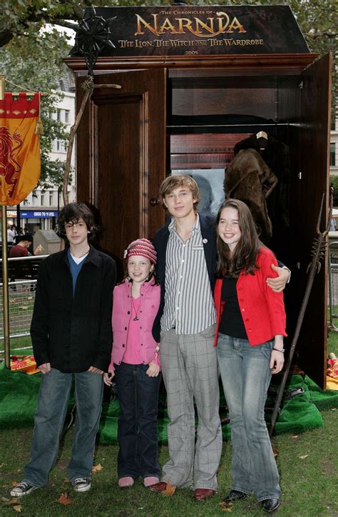 Susan Pevensie Lucy Pevensie Peter Pevensie Edmund Pevensie Narnia