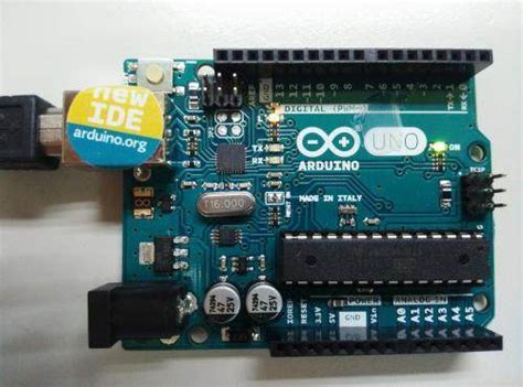 arduino和51单片机，两者有什么关系或区别？ 百度知道