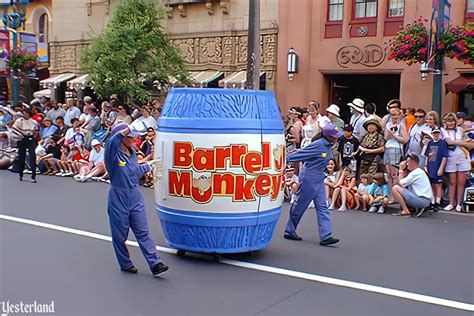 Yesterland Toy Story Parade