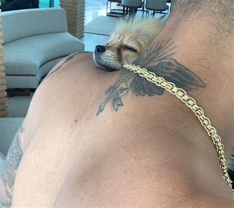 Fotos Do Jogador Guilherme Arana Nu Pelado Gostoso Nu